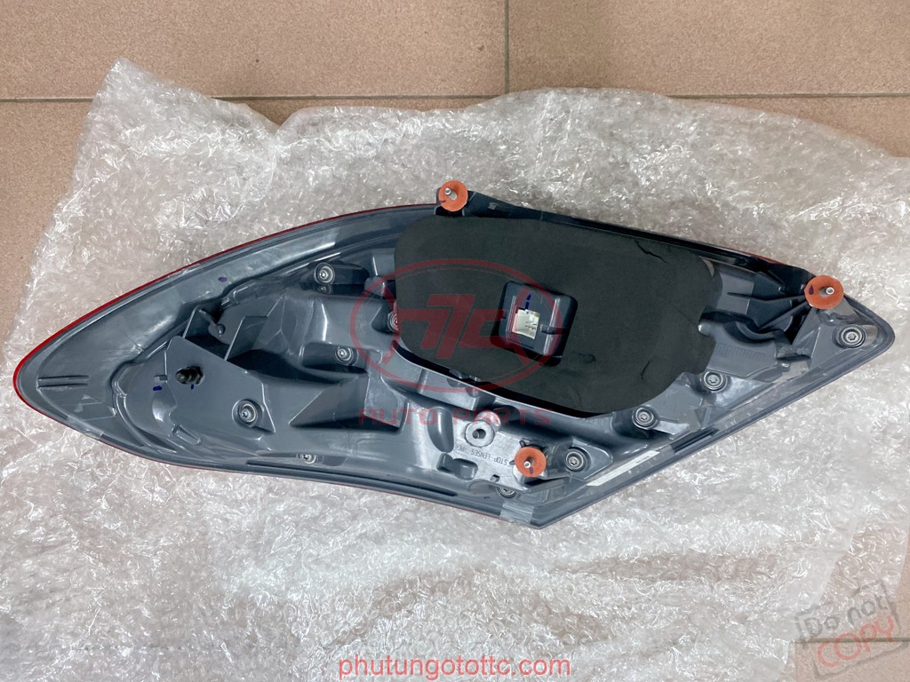 Đèn hậu Mercedes E200 E300 E400 (Mã A2139067700) chính hãng - Giá tốt 2025