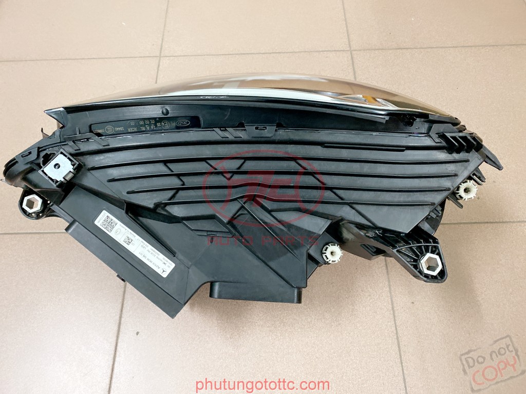 Đèn pha Mercedes GLC300 (Mã A2539065801) chính hãng - Giá tốt 2025
