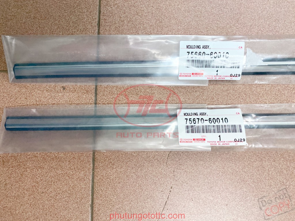 Nẹp chân kính hông sau Land FZJ80 (Mã 7566060010 - 7567060010) chính ...